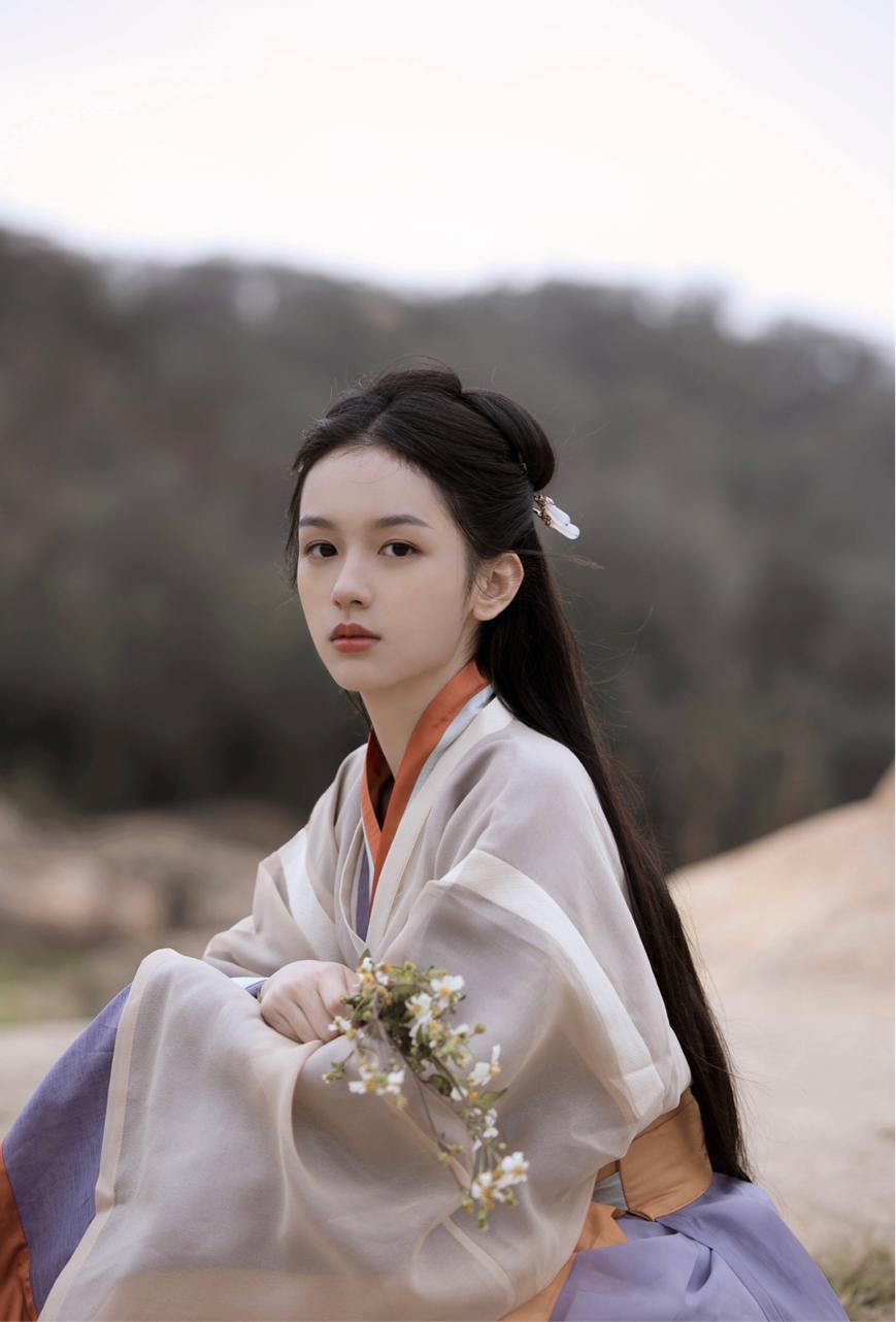 Casting roles in the online comic drama "Under One Man", the male protagonist Lu Han, and the ...