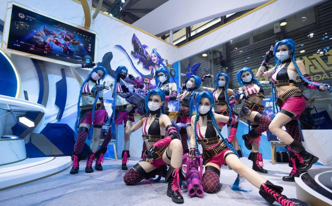 LOL Mobile Games: Huya anchor Dragon King wink does not play Dragon ...