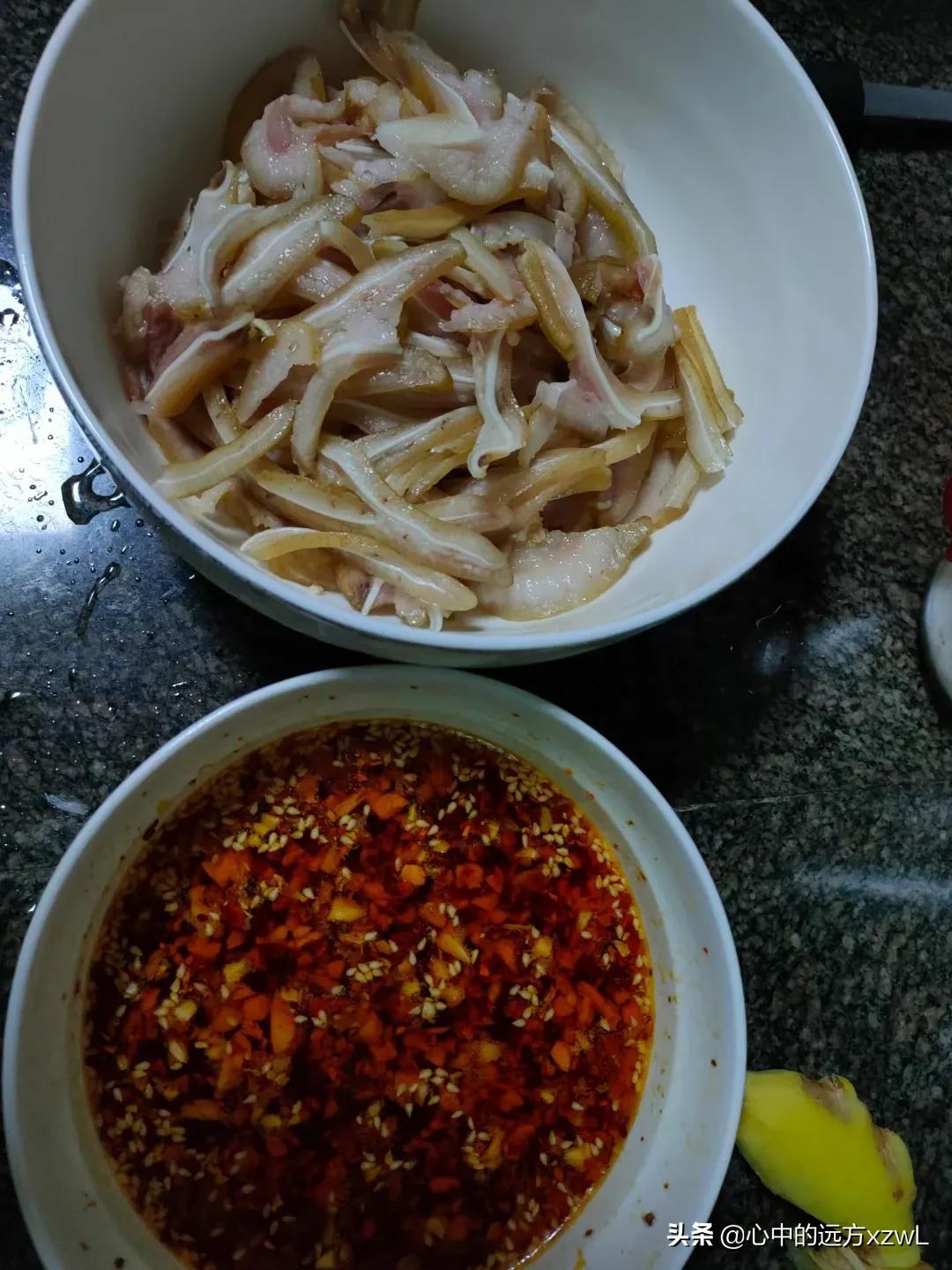 Cold pig ears - iMedia