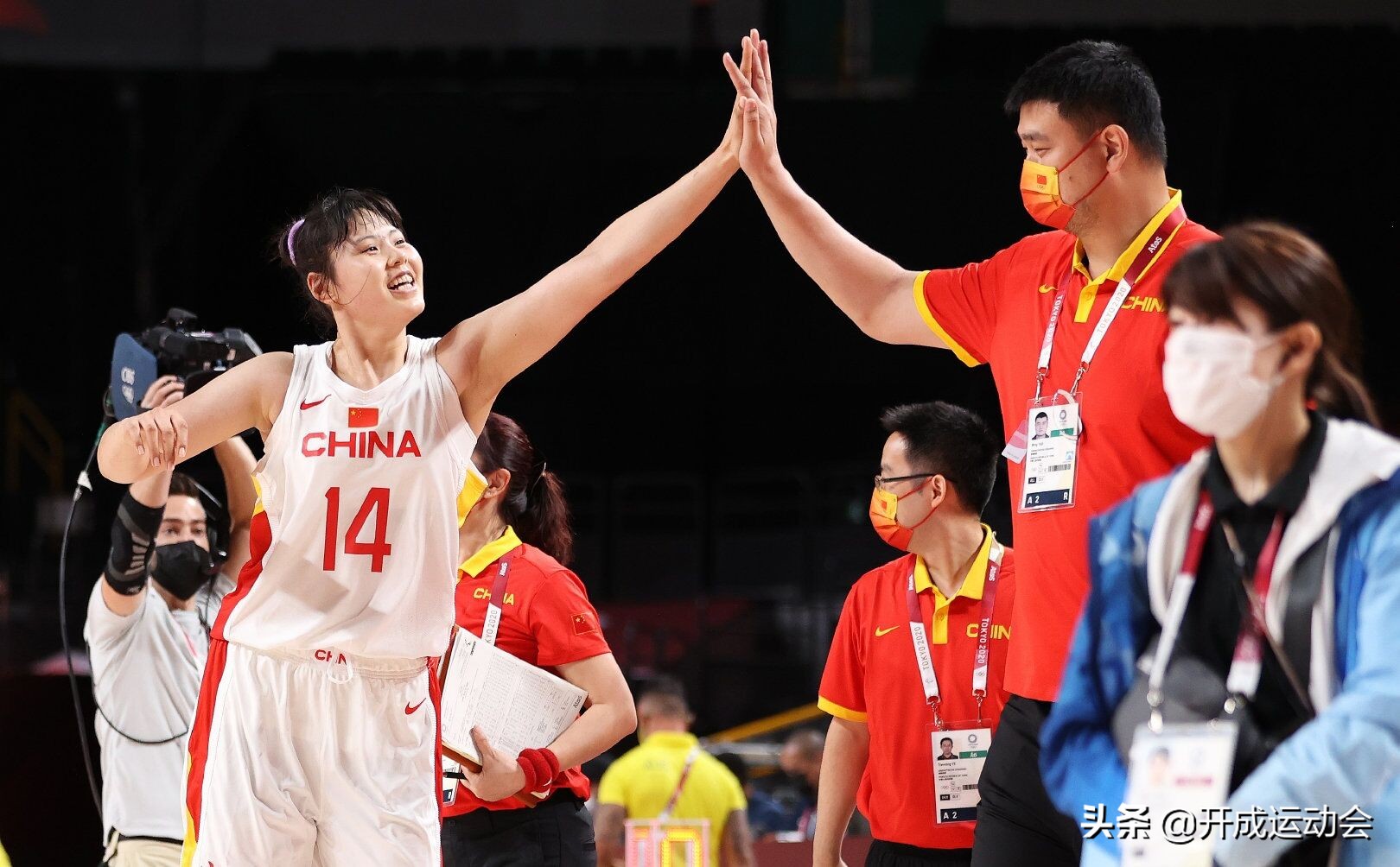 Li Yueru's lore, Wang Siyu's blood stained the field, the Chinese women ...