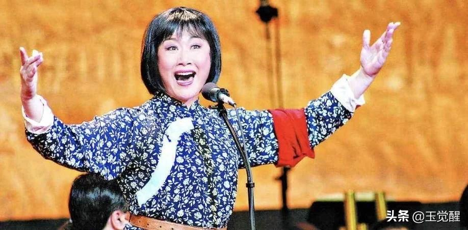 She is one of the top ten female singers in China. Her popular career ...