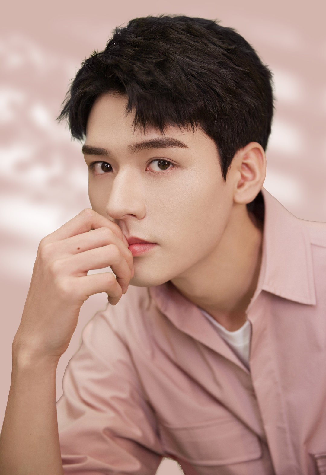 Entertainment gossip: Yang Mi, Wang Yuan, Huang Zitao, Wu Yifan, Gong ...