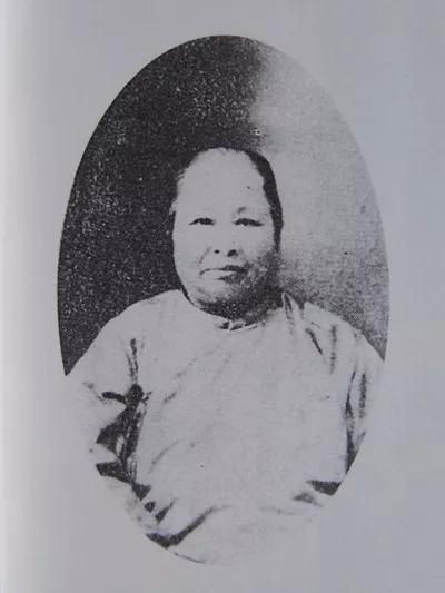 Zeng Youzhen: One son is a master, not enough for another one! - iMedia