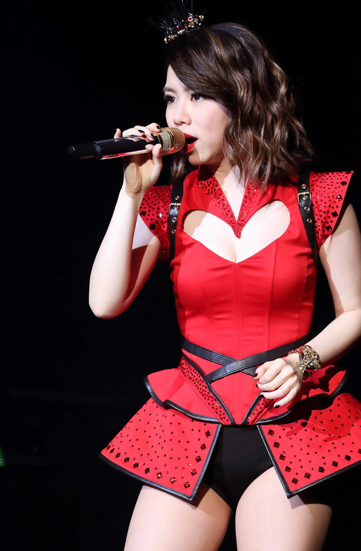 Wallpaper: Deng Ziqi - iMedia