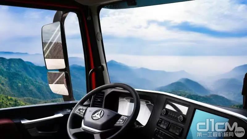 Three Kingdoms Six Heavy Truck Jiangshan 465 has launched a heart ...