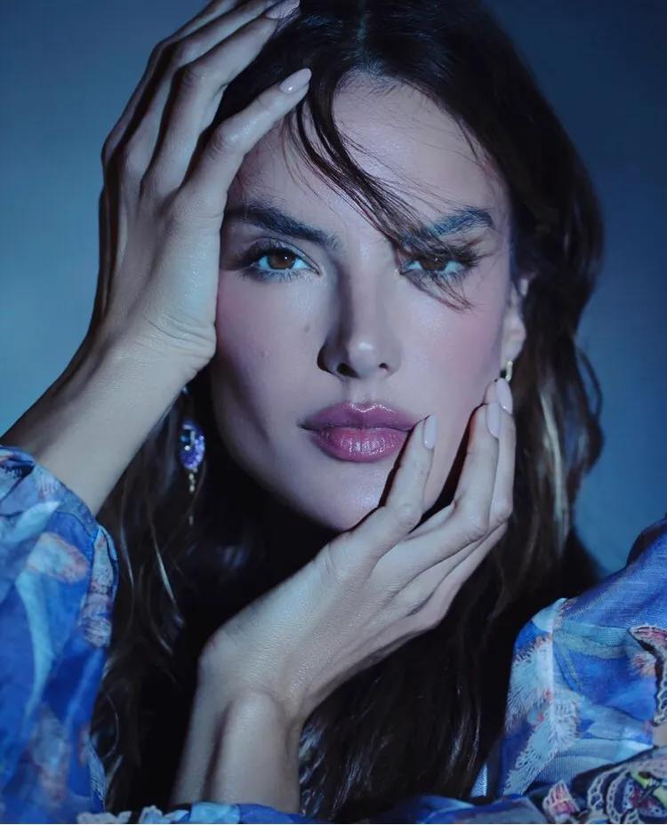 Victoria's Secret Angel Supermodel Alessandra Ambrosio - iMedia