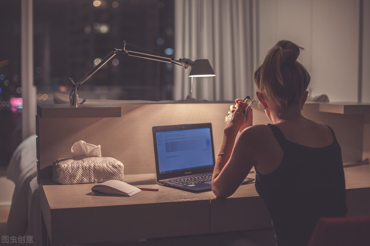What are the hazards of staying up late?How to reduce the harm of ...