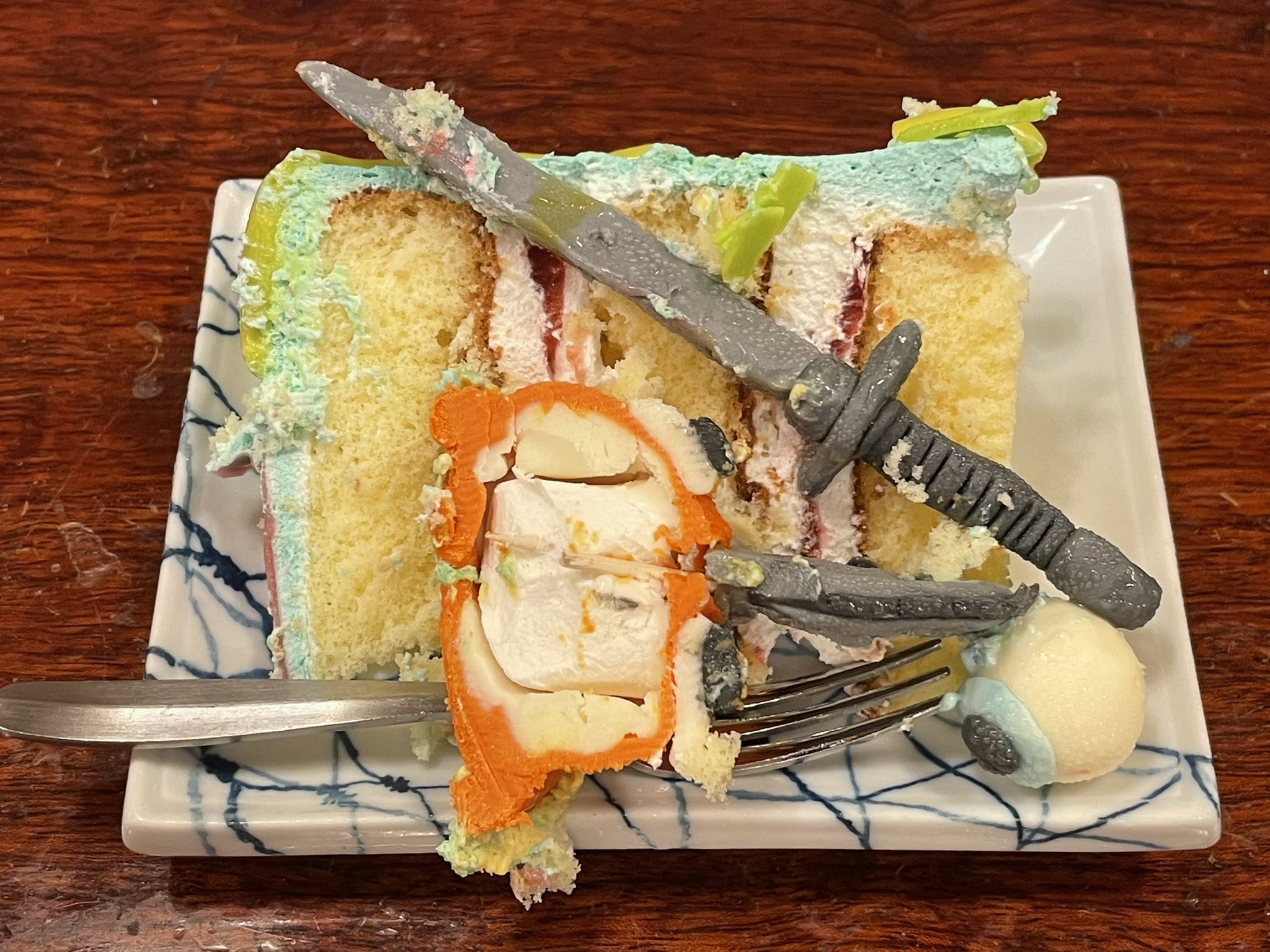 The director of "Chain Saw Man" tasted Pochita cake, and found his ...