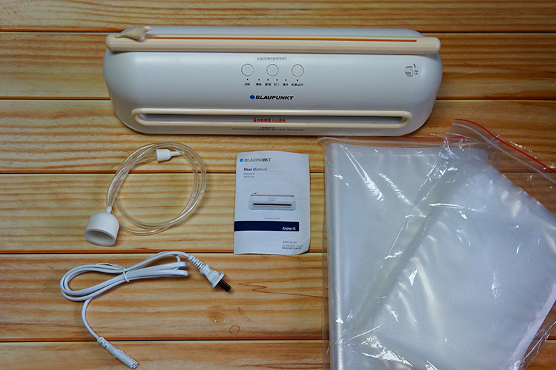 Everything can be sealed to lock in the freshness!Sapphire vacuum ...