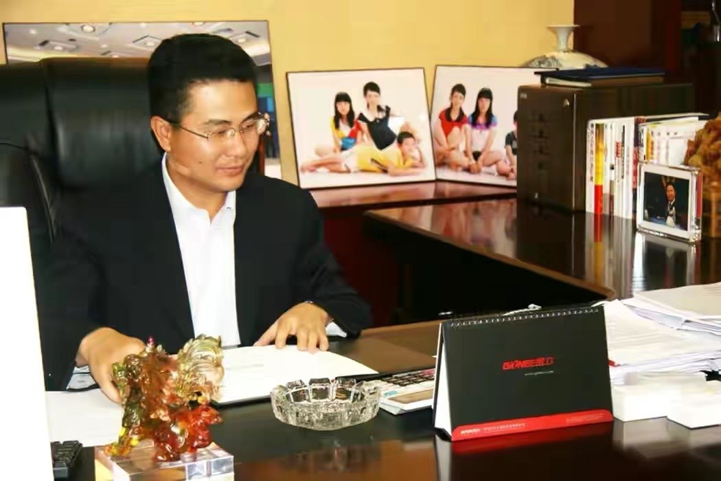 A handful of cards lost 700 million US dollars, Gionee founder Liu ...