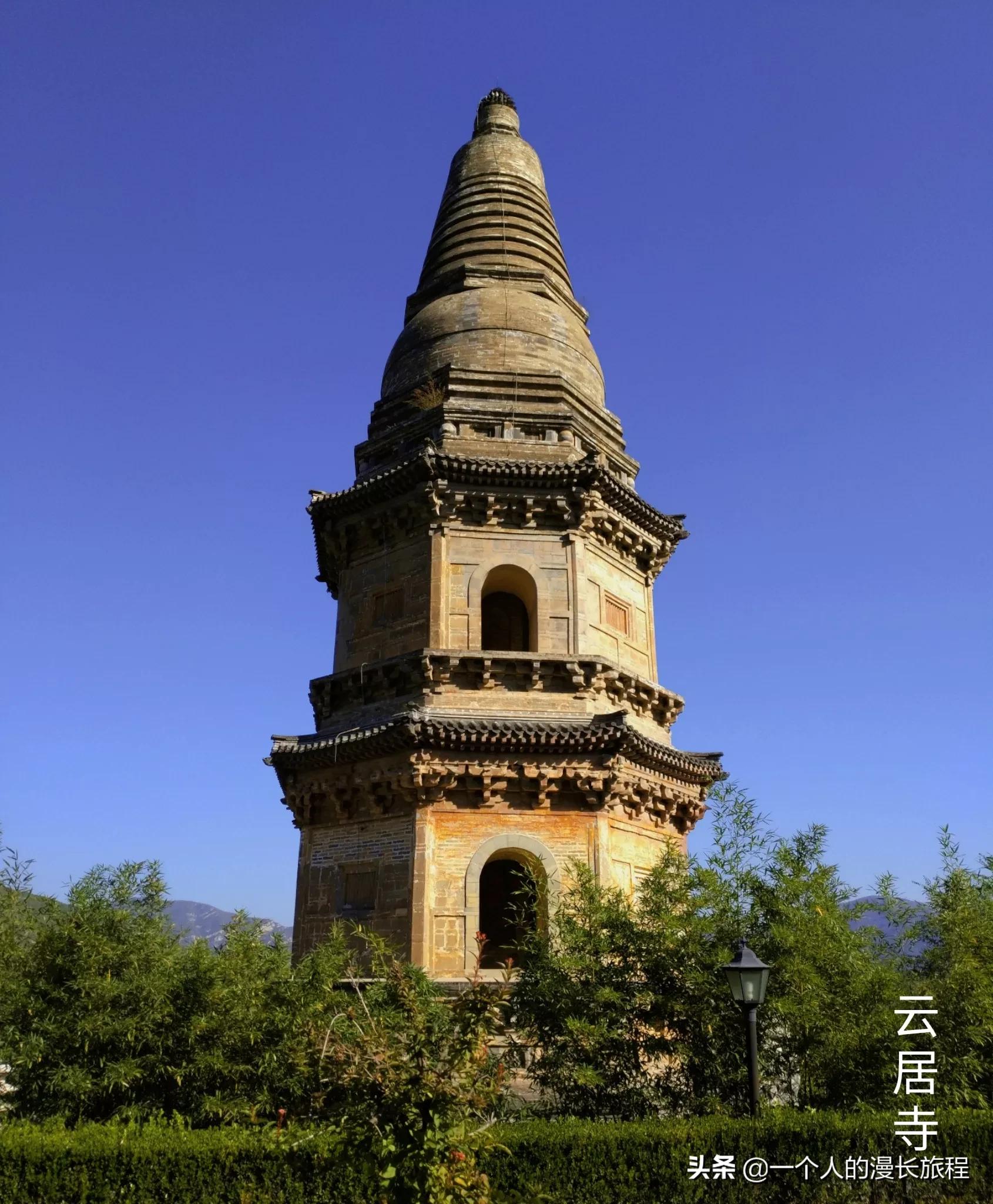 There is also a Dunhuang-Fangshan Yunju Temple in Beijing - iMedia