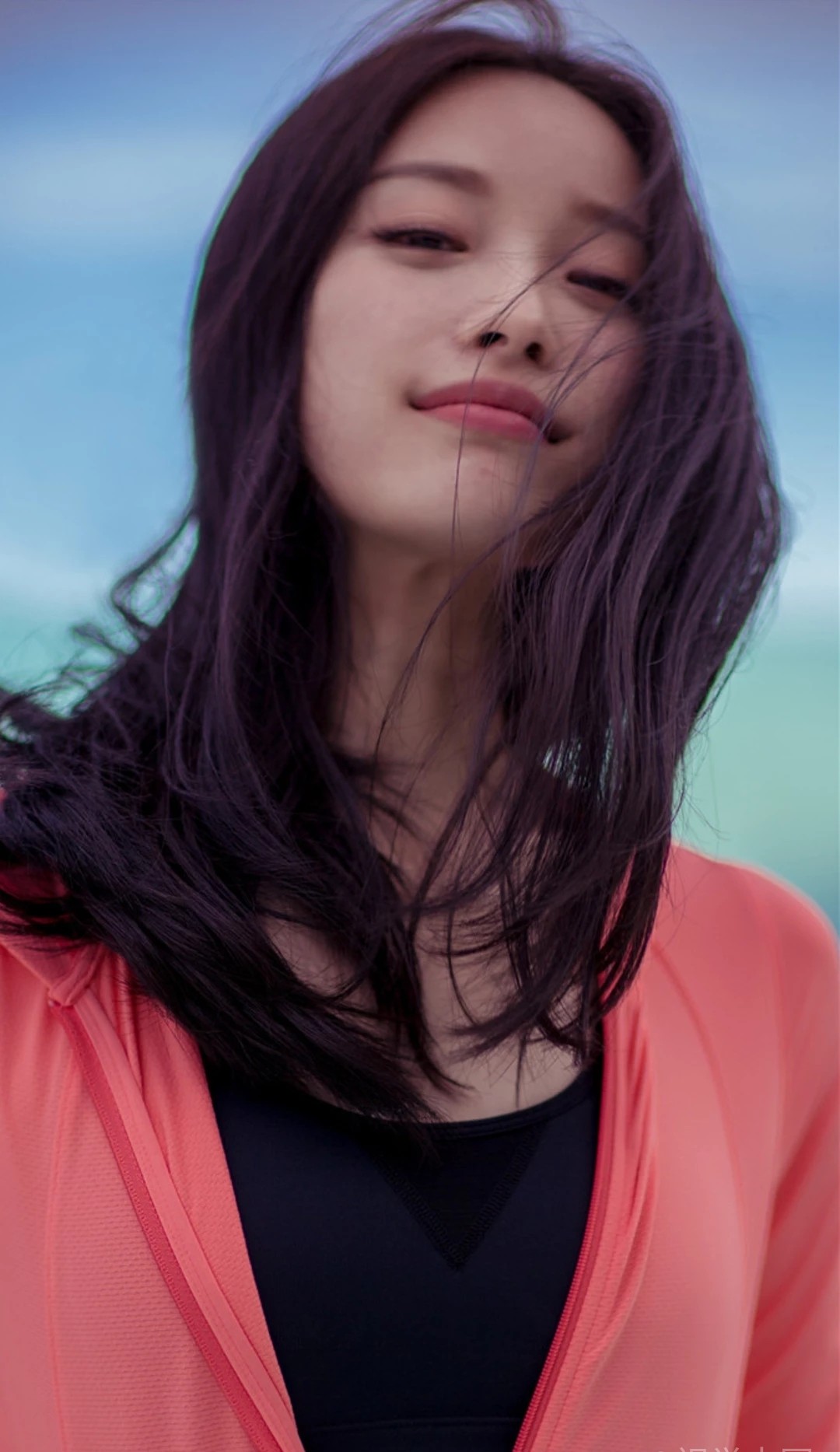 Beautiful photos of Ni Ni with unique temperament, glamorous and ...