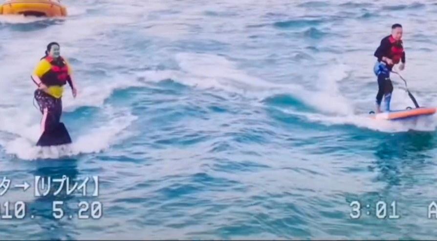 39-year-old Jia Ling rarely posted surfing videos!Wear tights with strong limbs, flexible ...