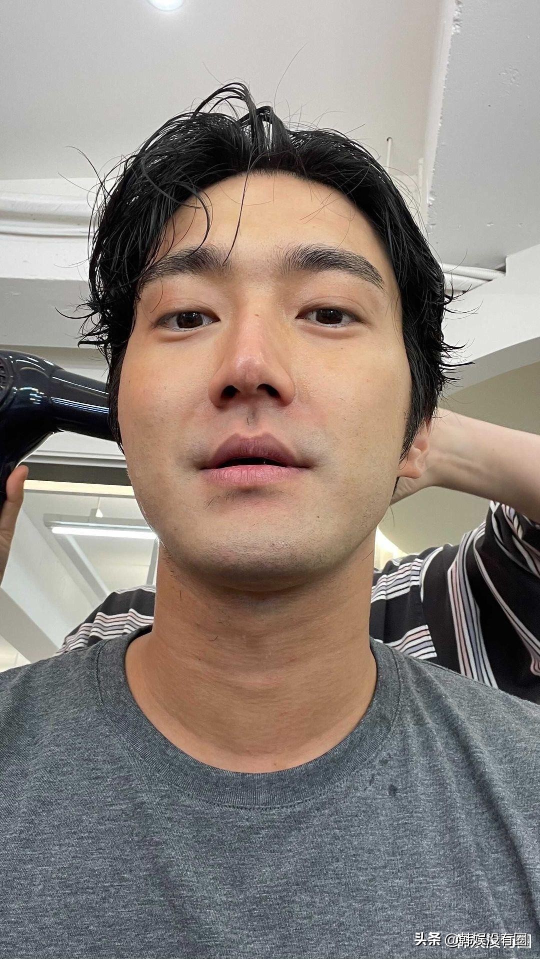 SuperJunior Choi Siwon: Shave off his beard and return to the ranks of ...