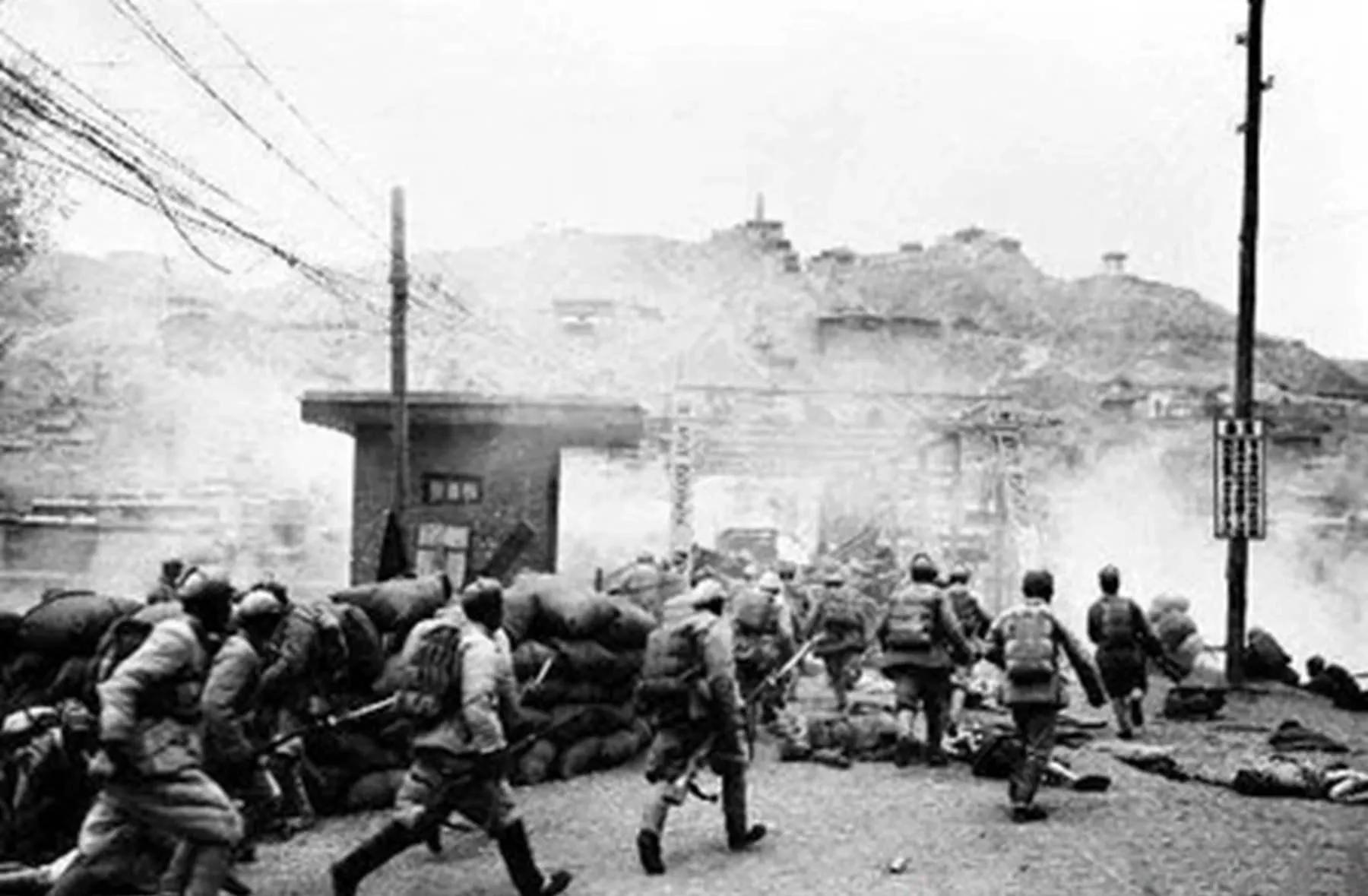 In 1949, why did Ma Bufang, who had only tens of thousands of people ...