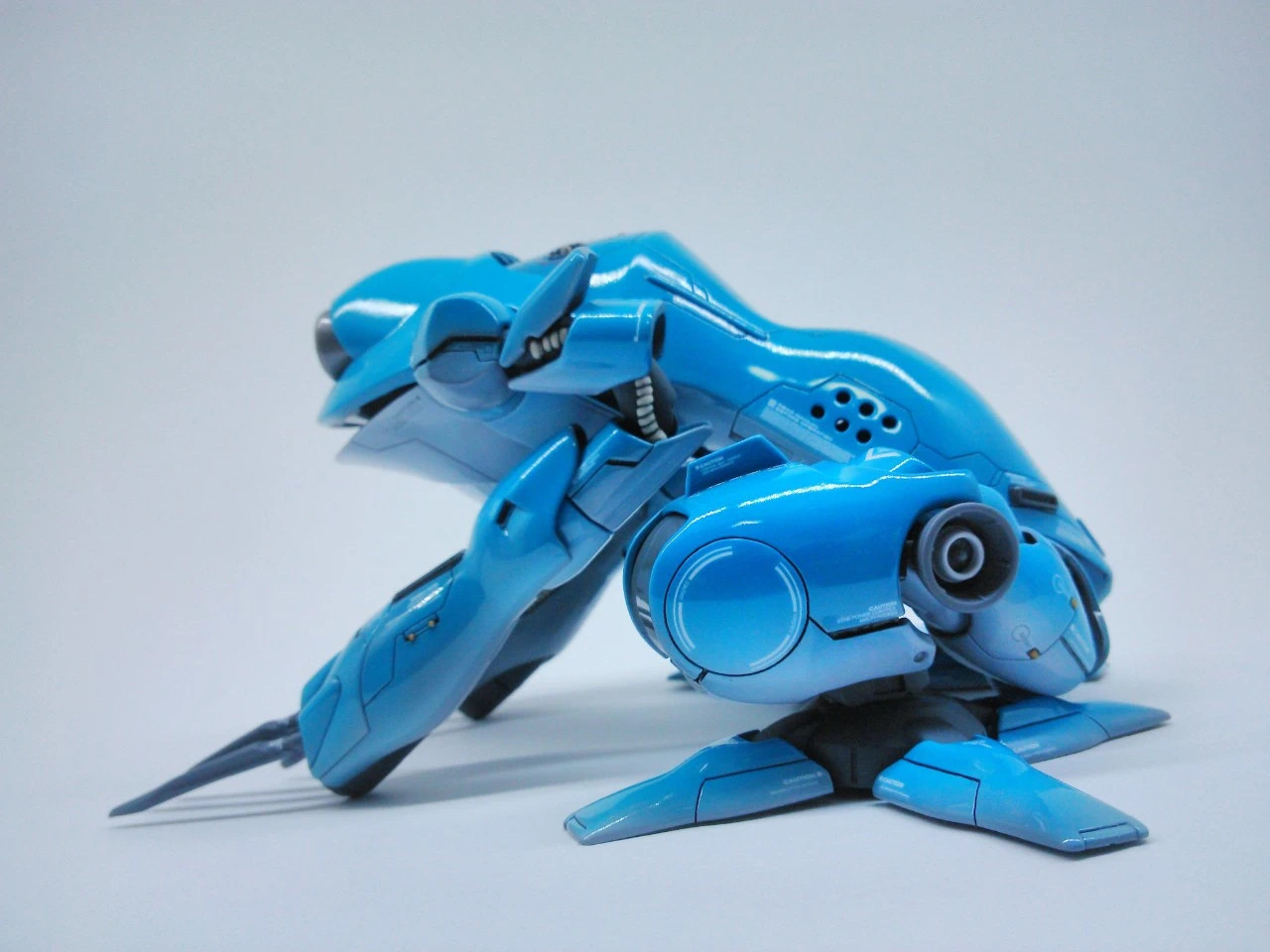 Regardless of the manual series, Mobile Suit Gundam turned into a frog ...