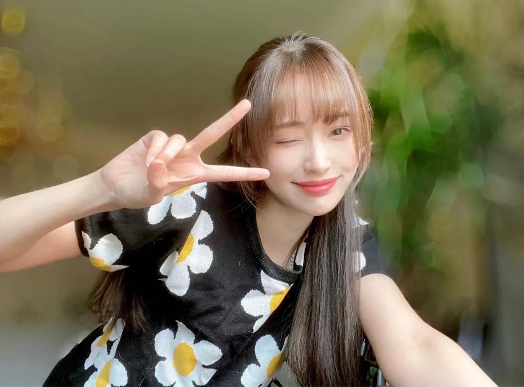 Little gossip, Song Qian, Yang Mi, Luo Yunxi, Bailu, Zhang Yuqi, Shen ...