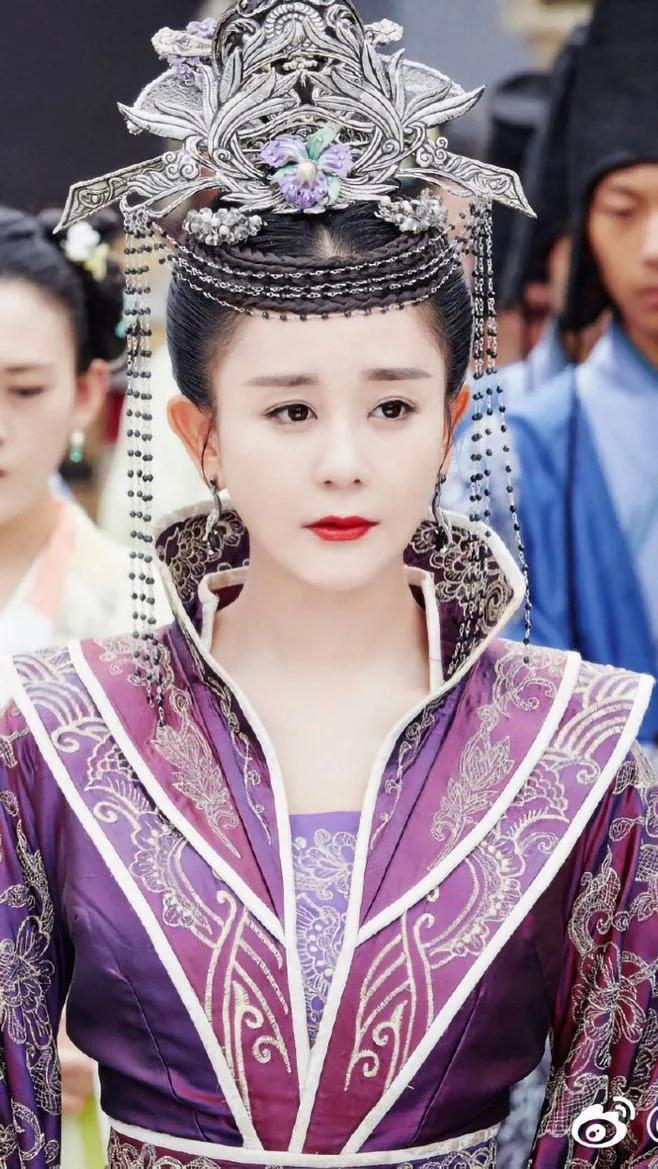 Success is lonely, and failure is lonely.The Influence of Empress Dugu ...