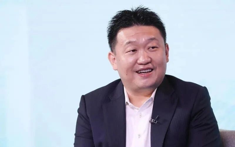 Singapore's richest man has changed again!Born in Tianjin, China, with ...