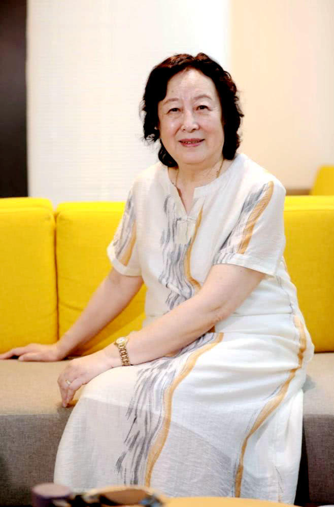 Once Da Shichang's first screen girlfriend, 80-year-old artist Zhu ...