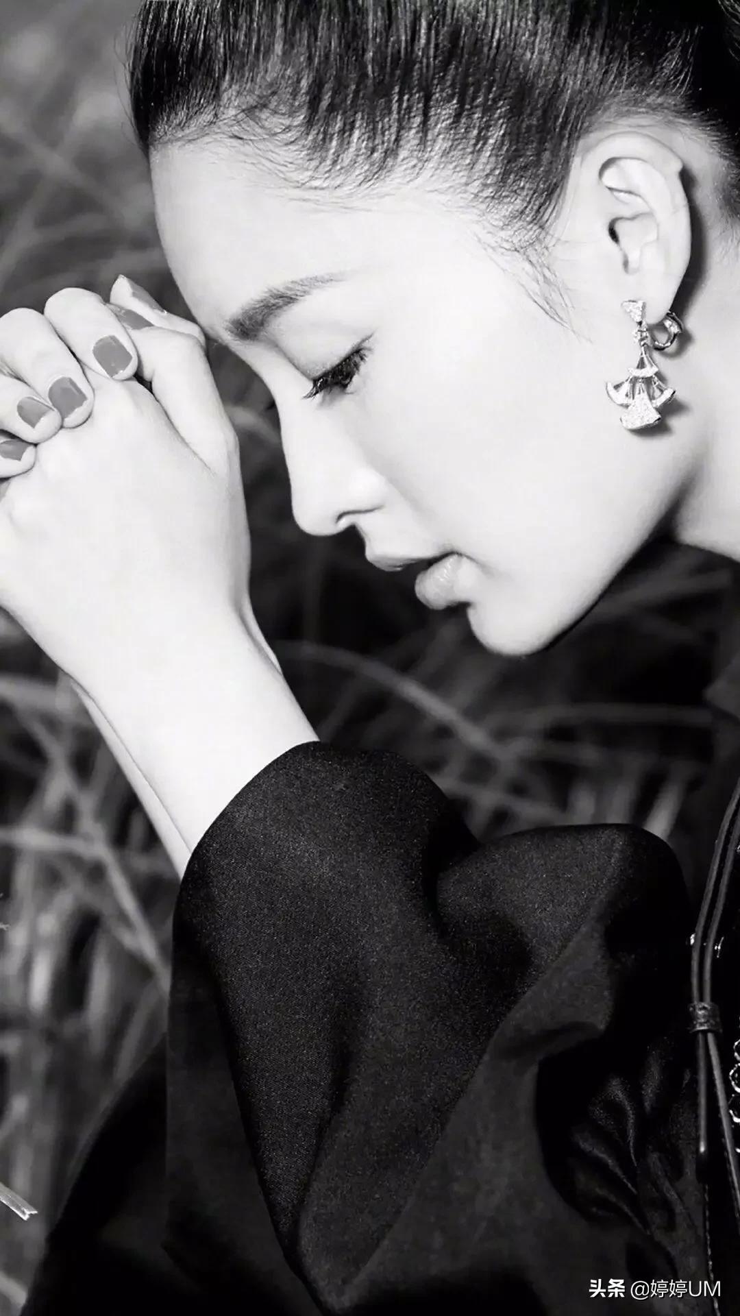 Li Qin, sexy and charming, hot body, beautiful appearance, good-looking ...