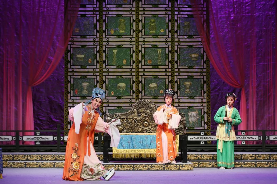 Haven't seen enough of Huangmei Opera?The classic Yue opera "Liang ...