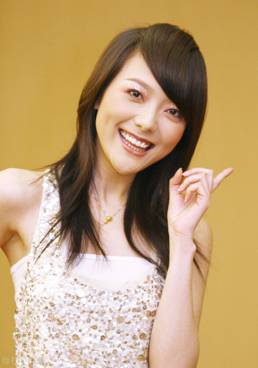 Host Yang Lele was enforced - iMedia