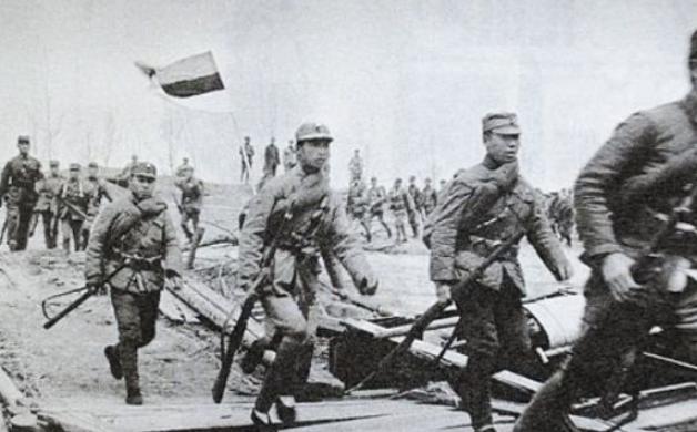 75-year-old Li Zongren married a 27-year-old female nurse. The two fell ...