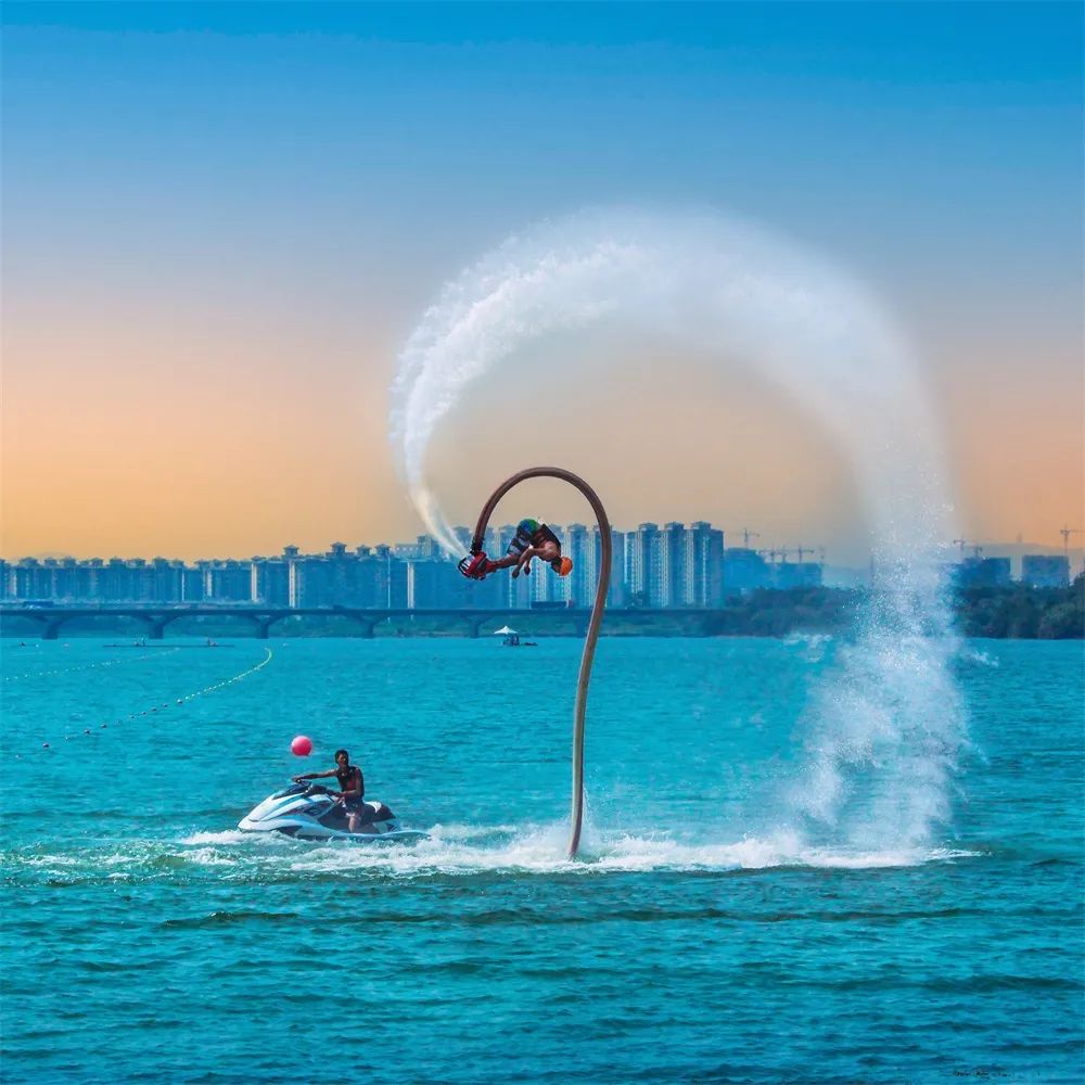 Real Mountain and Water Vibrant Dongping - iMedia