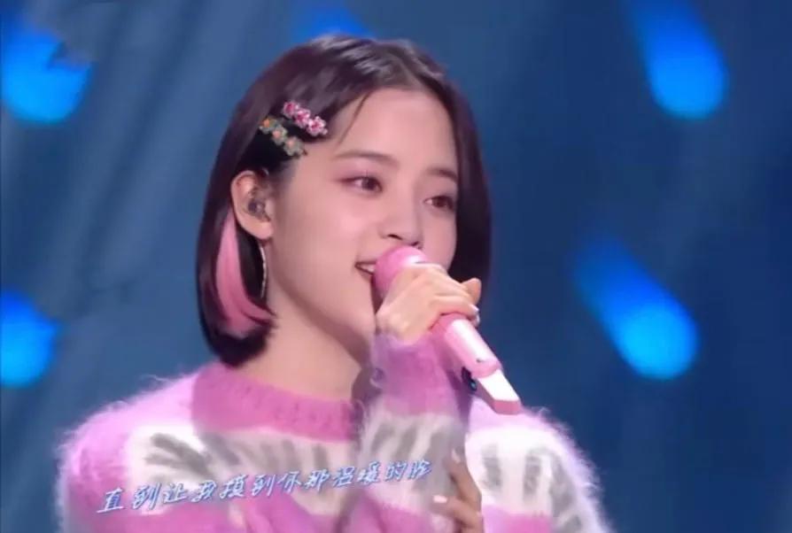 The appearance of the actress at the party is more beautiful: Guan ...
