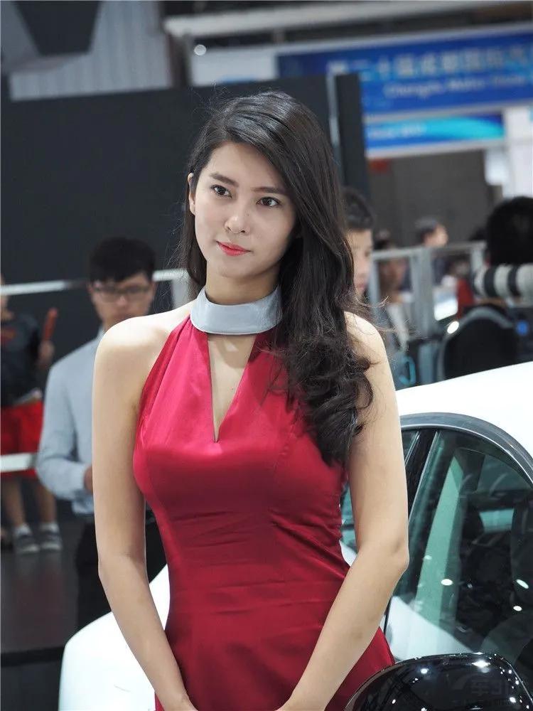 After the 90s car model Zhong Luchun - iMedia