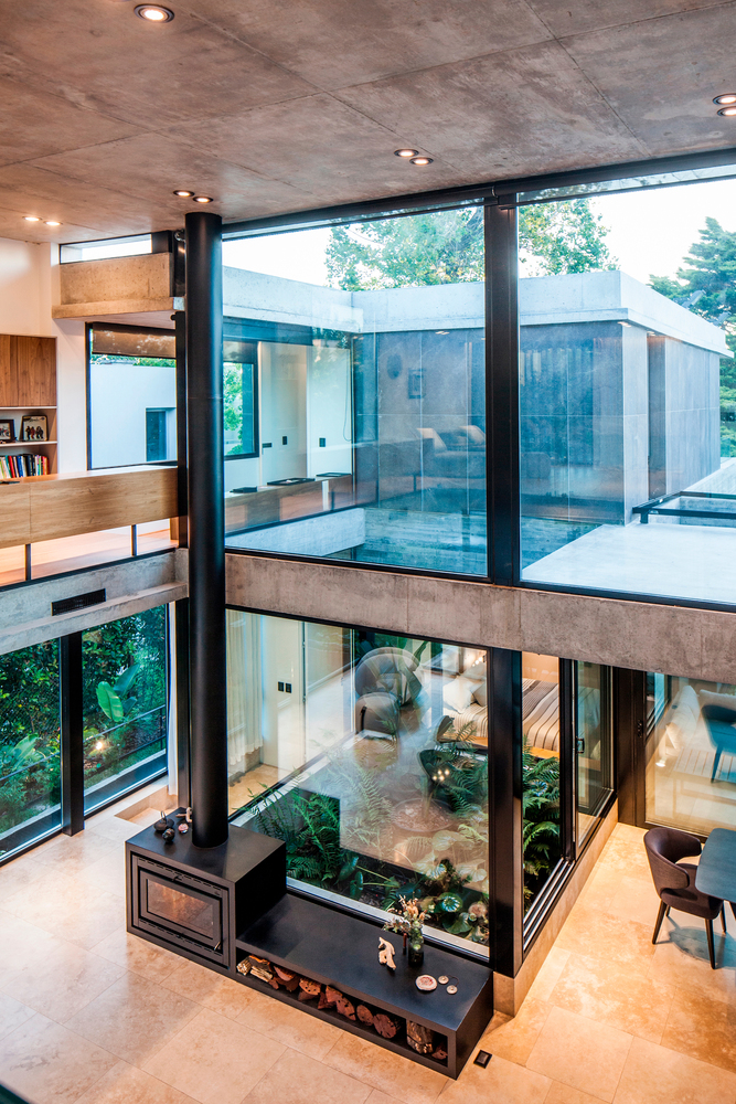 Villa design: an L-shaped mansion of 450 square meters, a large mansion ...