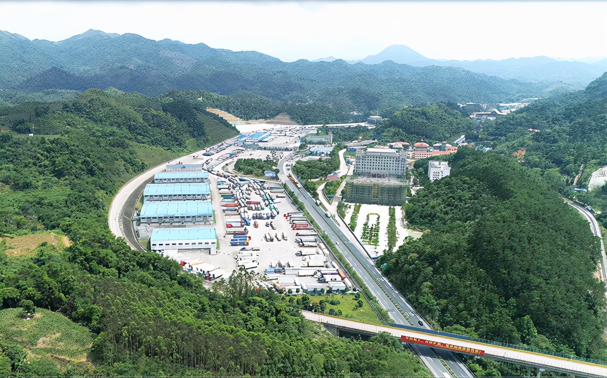 Ten years of border crossings, Changxin Road does not lose 10,000 miles ...