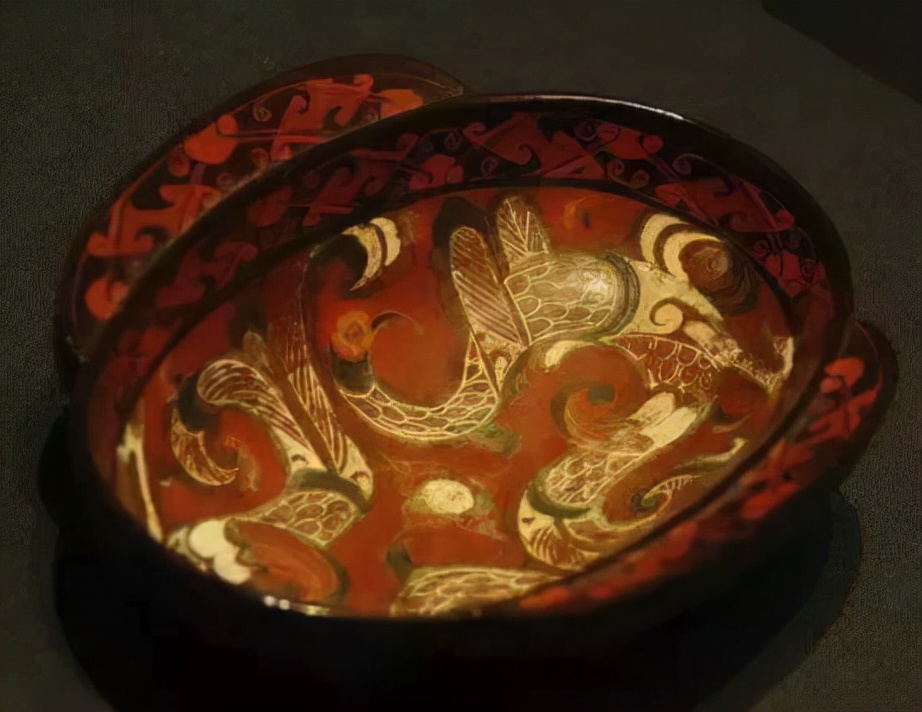 Chinese Traditional Cultural Treasure-Warring States Lacquerware - iMedia