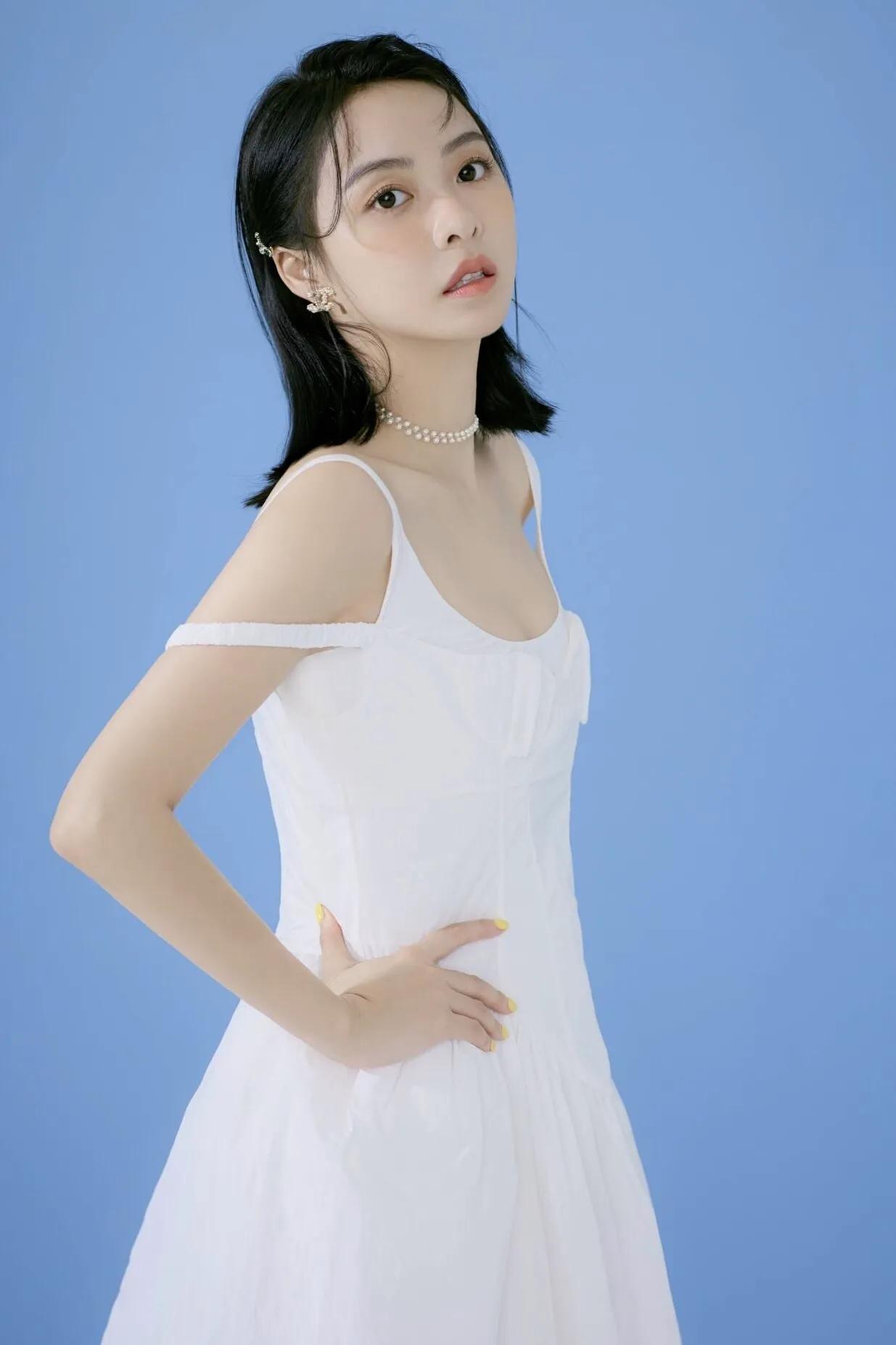 Yu Xintian Amazing Photo Album - iMedia