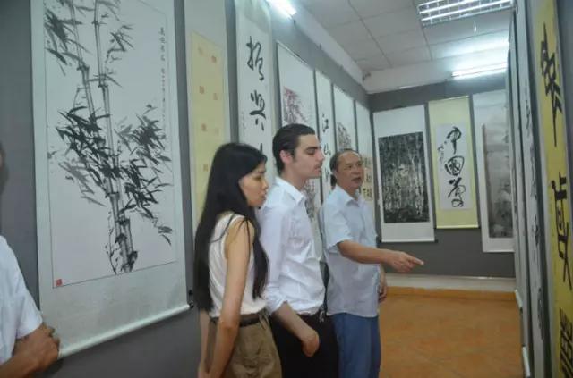 From the salesperson to the Belgian princess, the Chinese girl Li Ran ...