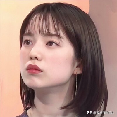 The most popular female anchor in Japan, the Japanese outfit is fresh ...