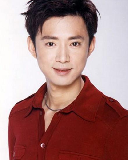 Gao Xin: Both parents are performing arts workers, and they suspended ...