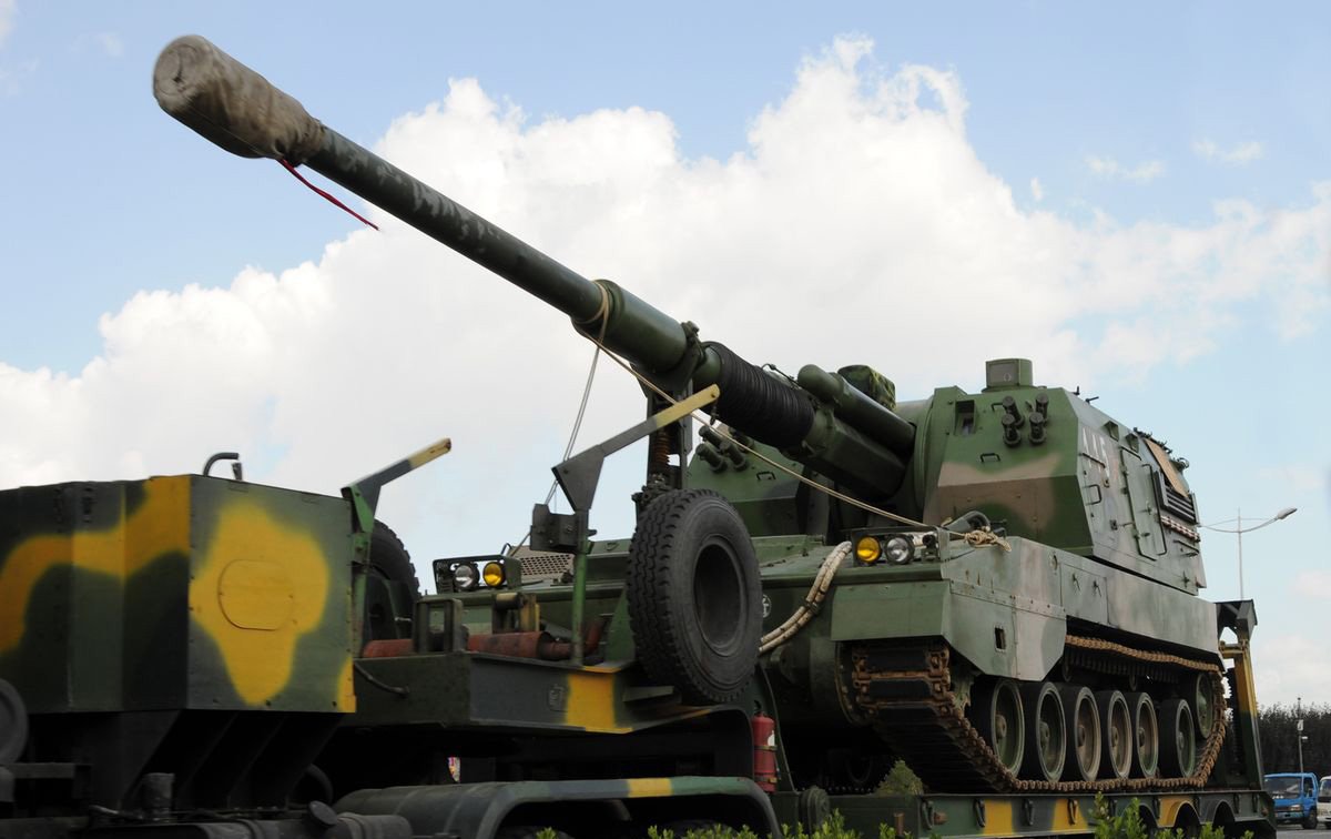How strong is the Chinese Hammer of War PLZ-05 155mm plus howitzer?No ...