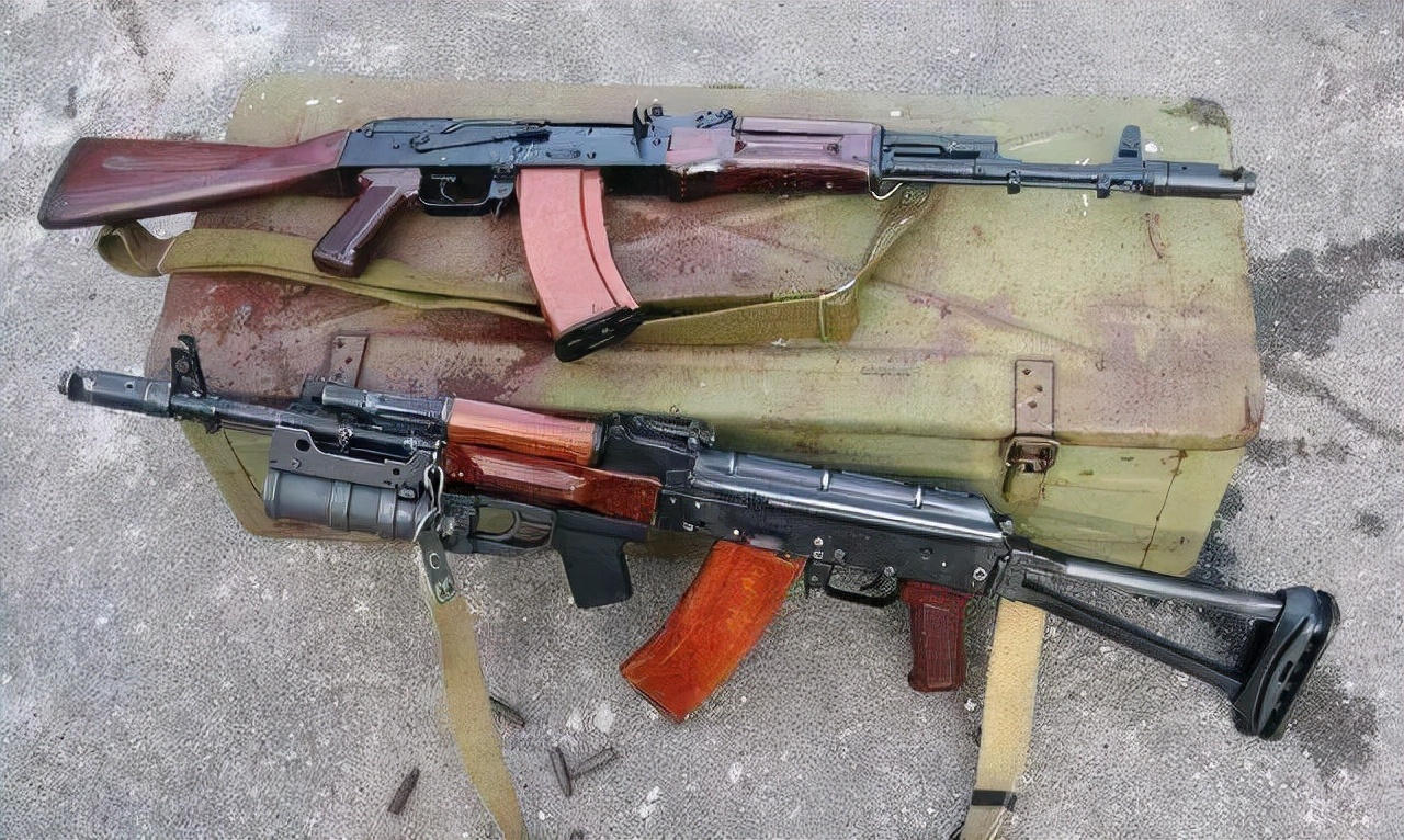 What weapons are equipped with the "GRU" special forces that are as ...