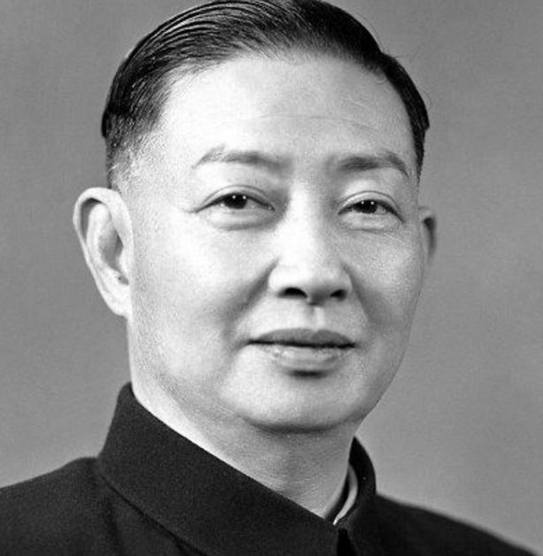 Fu Zhifang married Mei Lanfang at the age of 16 and treated her eldest ...