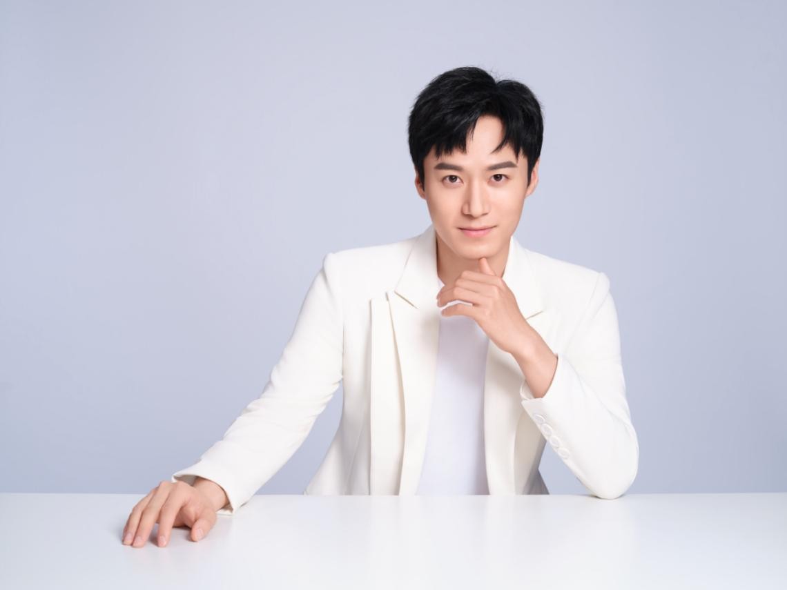 Official announcement!Mao Zijun serves as the first brand spokesperson ...