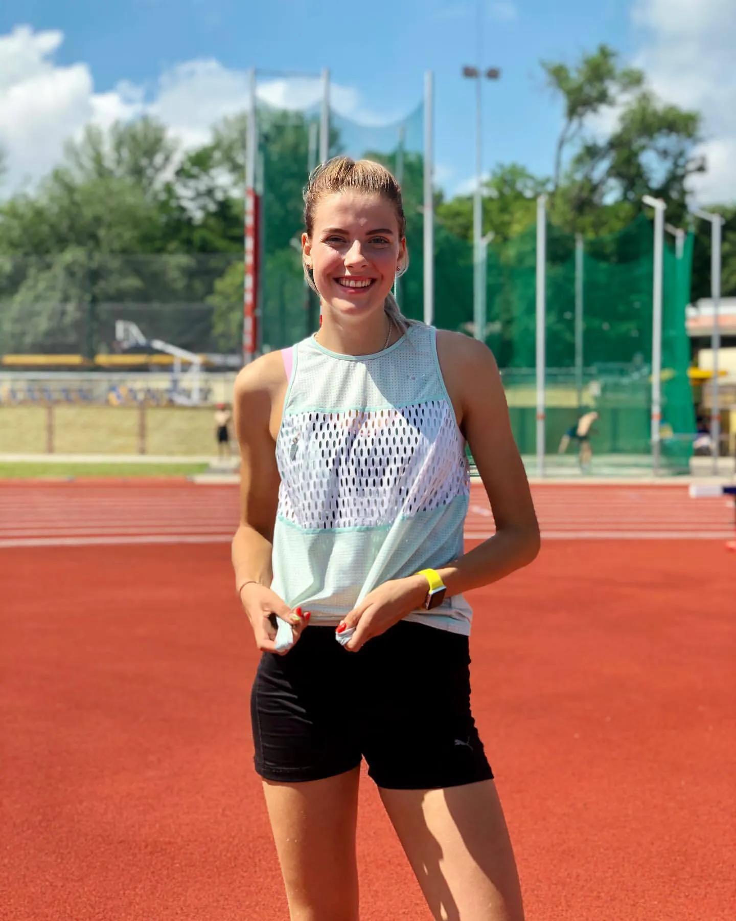 Olympics: Ukrainian high jump talented beauty, beautiful yellow eye ...