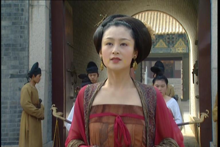 She worked as a Taoist priest, took care of a male pet, participated in ...