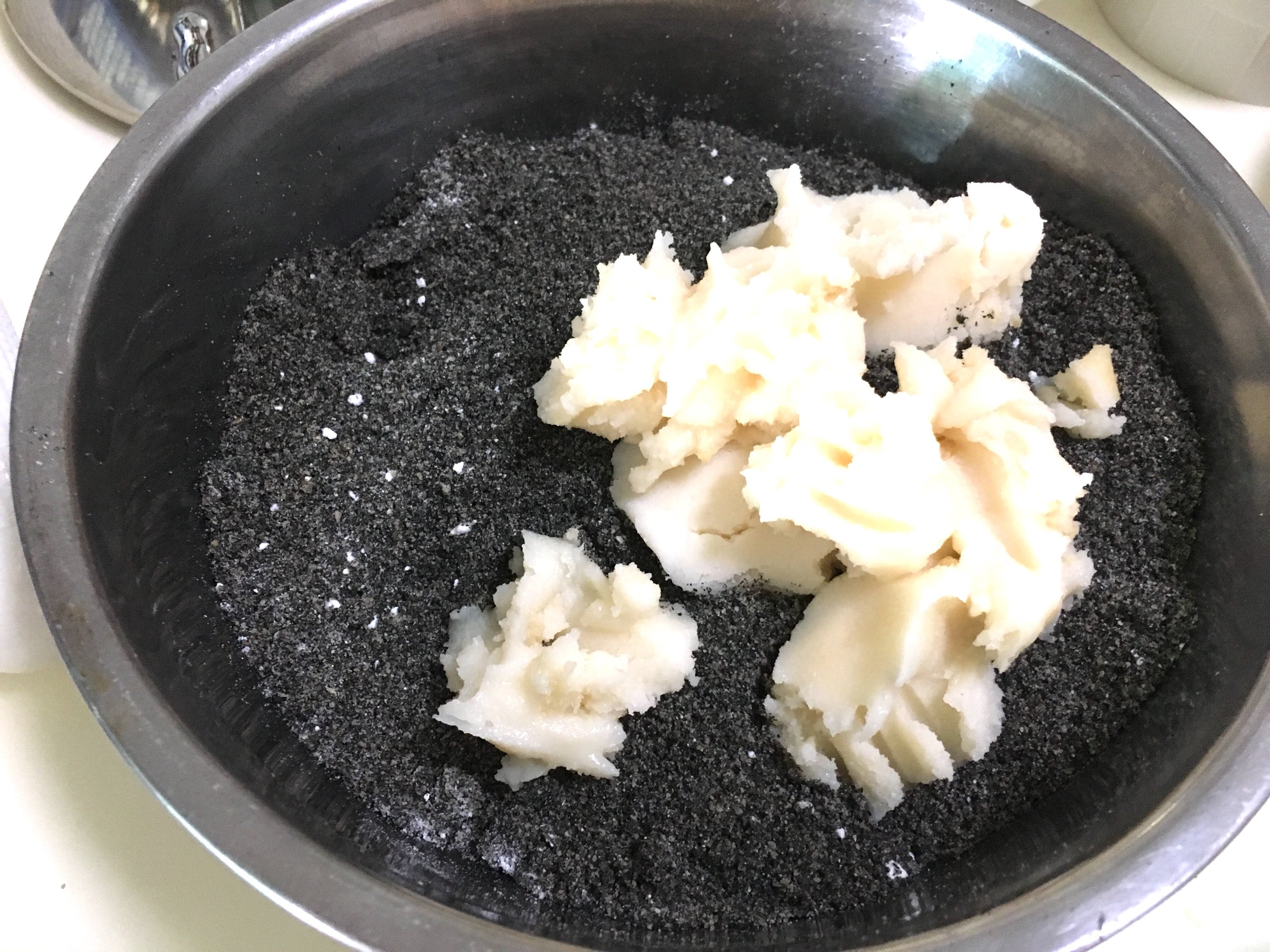 The 5 best ways to eat black sesame seeds - iMedia