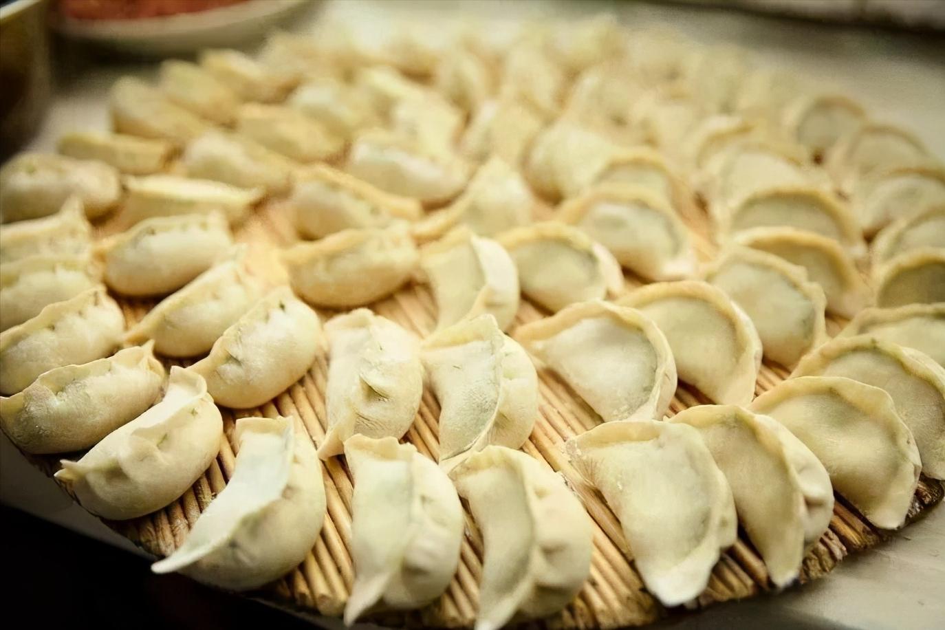 This sour soup dumpling in Xi'an is so delicious that there is no soup ...