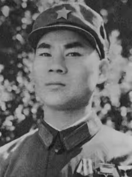 The first-class hero in the fight against Vietnam was a warrior of all ...