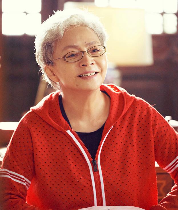 Real life treasure!The same is the old lady, Song Dandan can be so ...