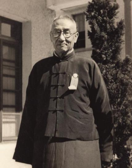 The People's Liberation Army invaded Taiyuan, Yan Xishan left his ...