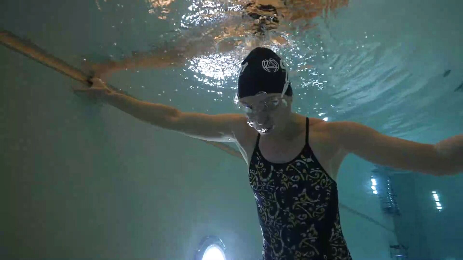 Three steps, take you to quickly learn to swim and float - iMedia